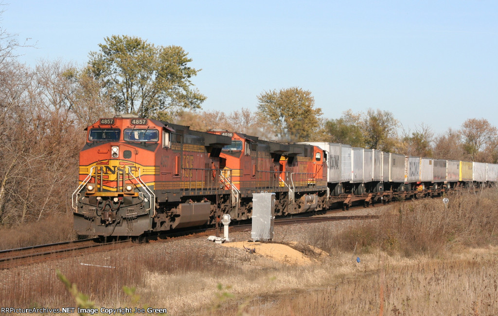 BNSF 4857